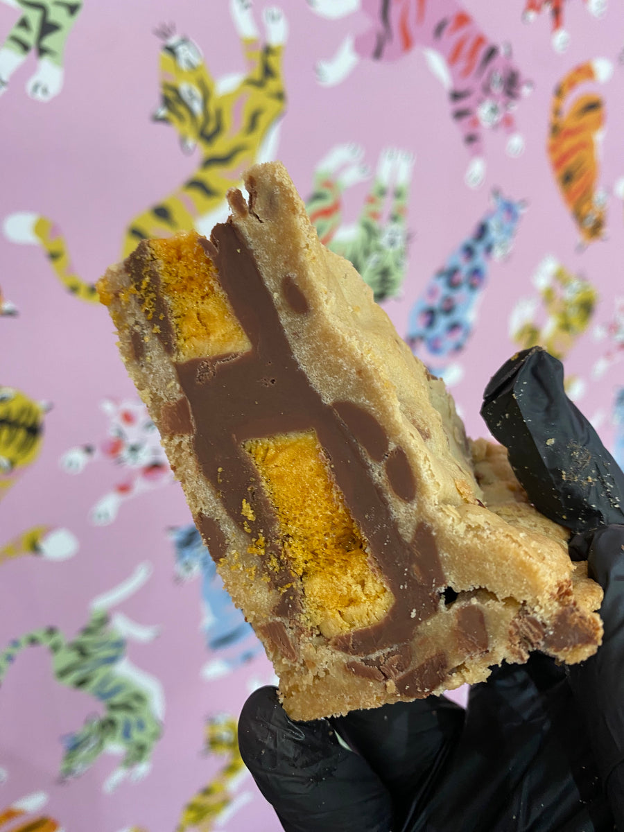 Full Crunchie Cookie Pie – Stardust Bakery
